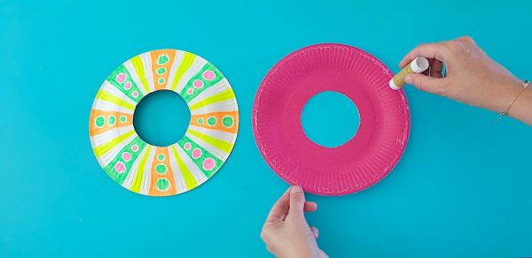 Paper Plate Frisbee – Maped Helix UK