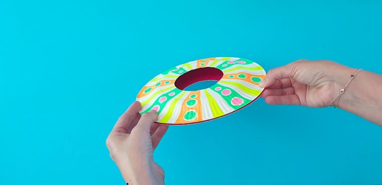 Paper Plate Frisbee – Maped Helix UK